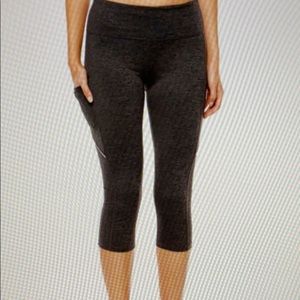 Xersion | Pants & Jumpsuits | Xersion Performance Capri | Poshmark